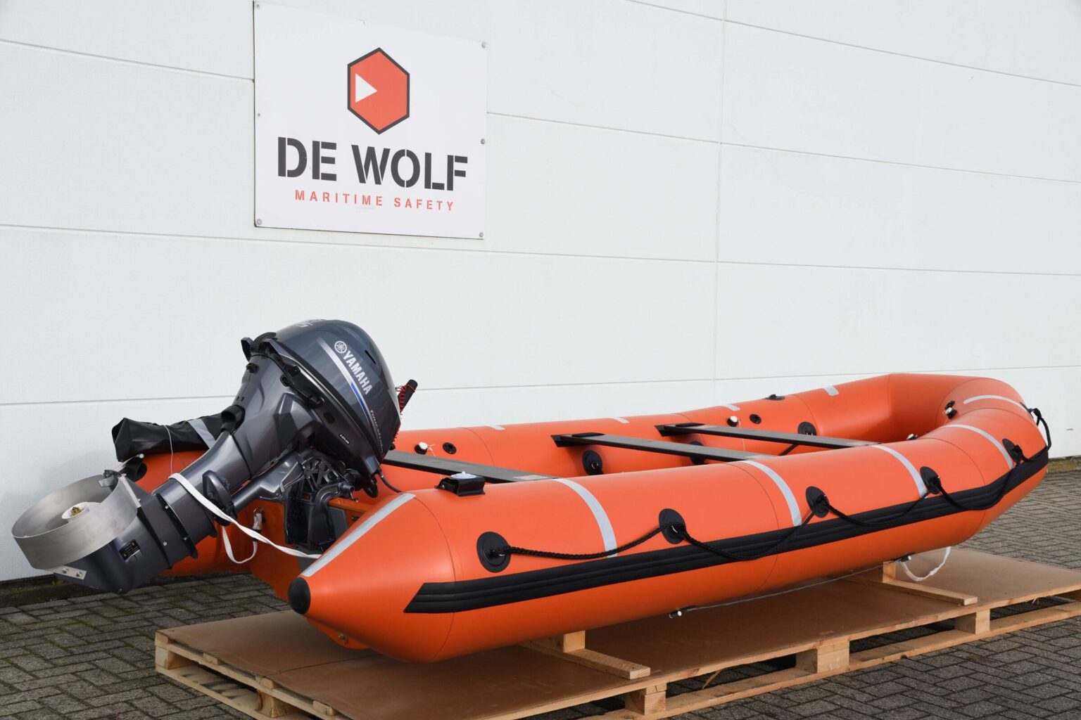 RIBO 450 rescue boat - De Wolf Maritime Safety