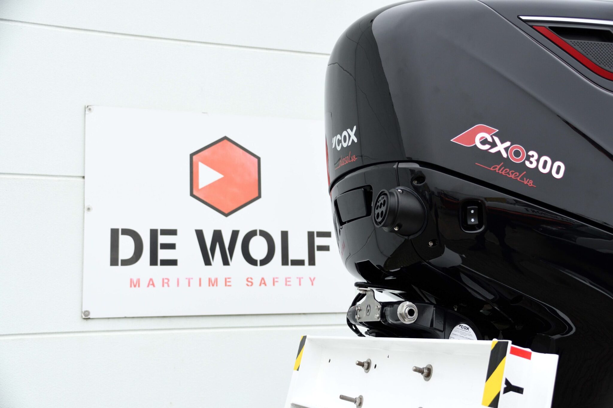COX CXO300 300 HP diesel outboard - De Wolf Maritime Safety