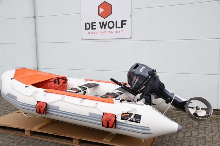 Ribo 340 rescue boat (non SOLAS) - De Wolf Maritime Safety