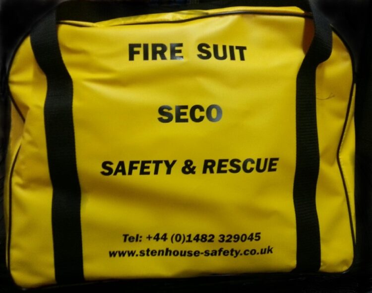 Bag for fireman's outfit PVC - De Wolf Maritime Safety