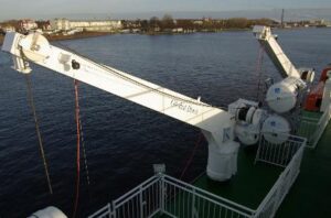 Liferaft davit - De Wolf Maritime Safety