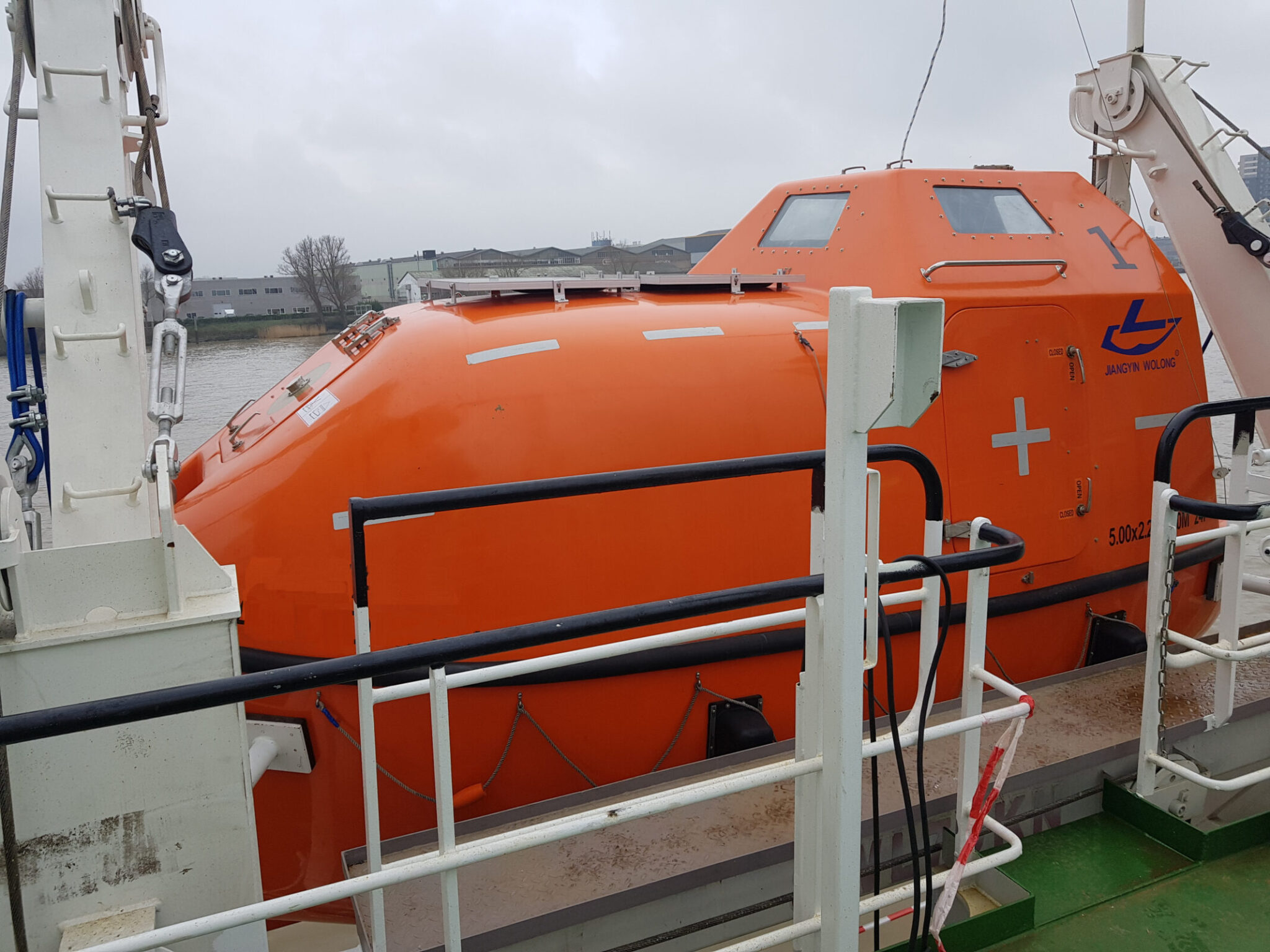 Lifeboat davit - De Wolf Maritime Safety