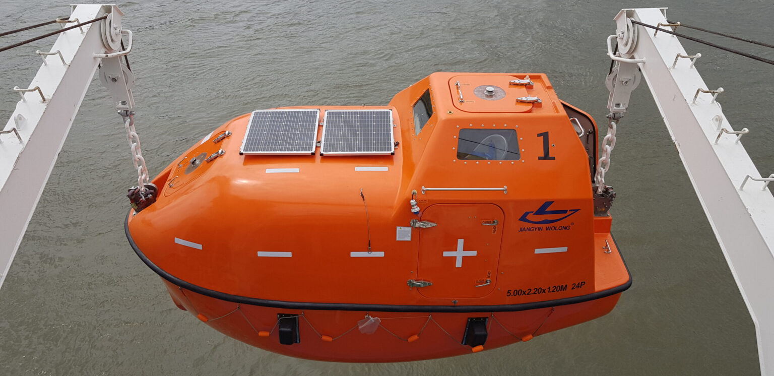 Lifeboat davit - De Wolf Maritime Safety