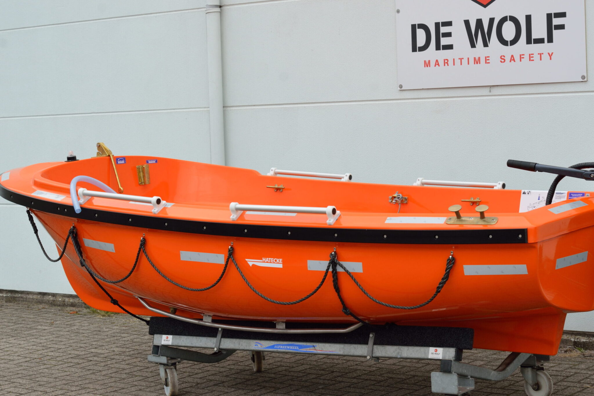 Rigid Rescueboat RB 400 - De Wolf Maritime Safety