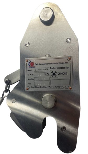 Release hooks Archives - De Wolf Maritime Safety
